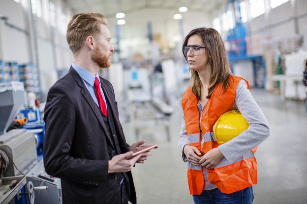 Comment devenir Auditeur / Auditrice Qualité ? - Salaires et Fiche-Métier